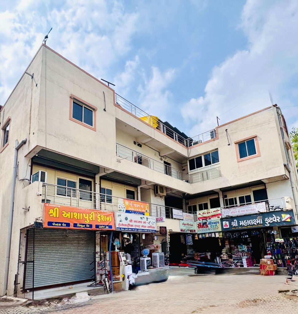 Best Boys PG in Vastrapur Ahmedabad | SM PG Service